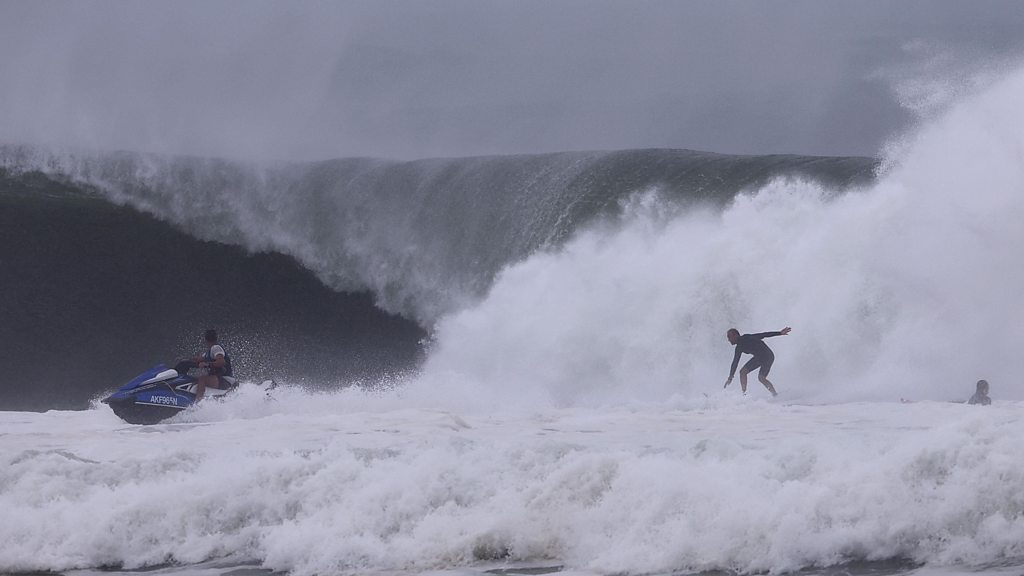 Australia's east coast prepares for first cyclone in 50 years