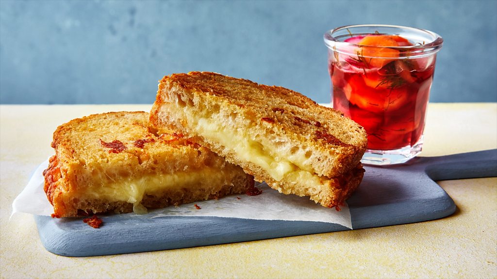 This air fryer cheese toastie ticks all the boxes