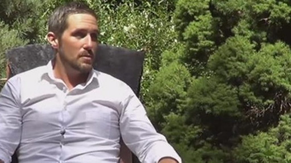 Speculation at conspiracy theorist's death - BBC Three