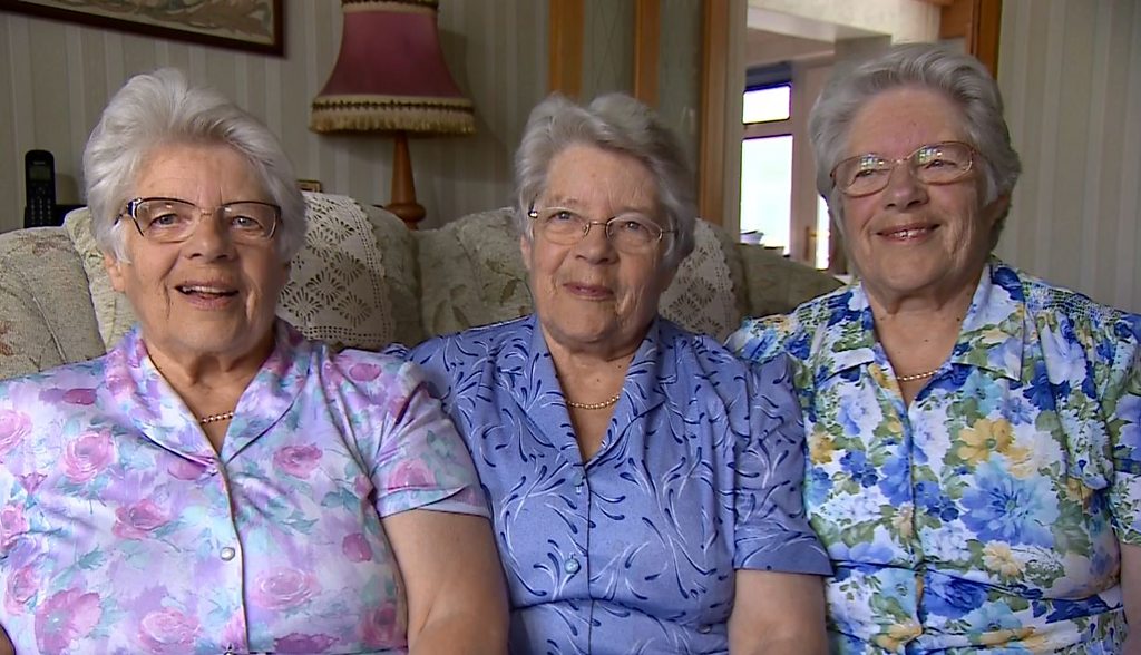 Birmingham-born triplets celebrate 80th birthday - BBC News