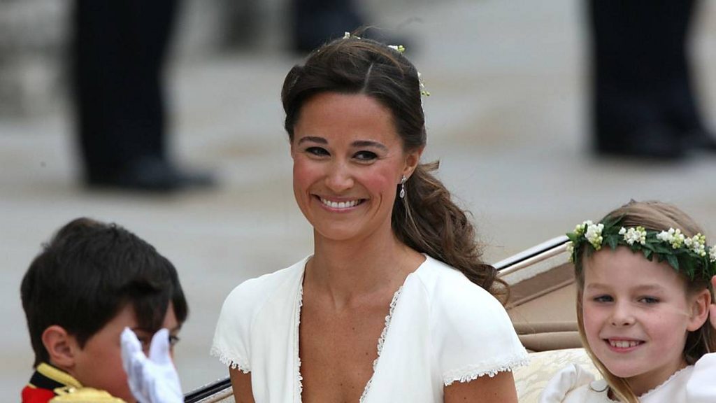 The Gossip: Has Pippa's bf put a ring on it? - BBC Three