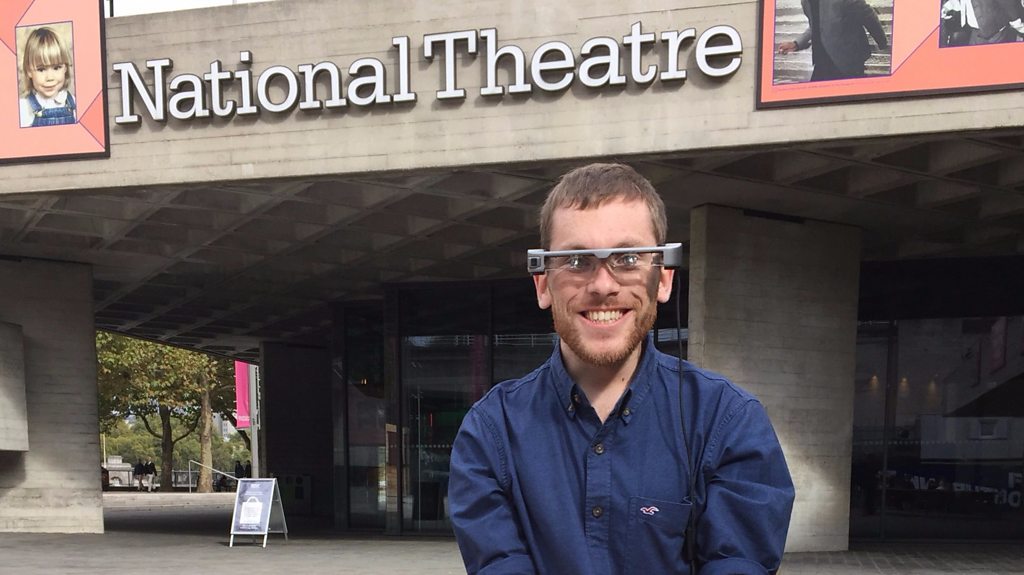 Smart captioning glasses for deaf theatregoers - BBC News