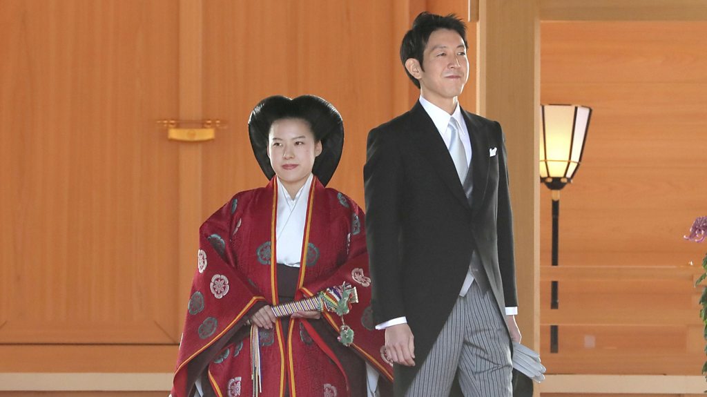 Japan’s Princess Ayako gives up her royal title - BBC News
