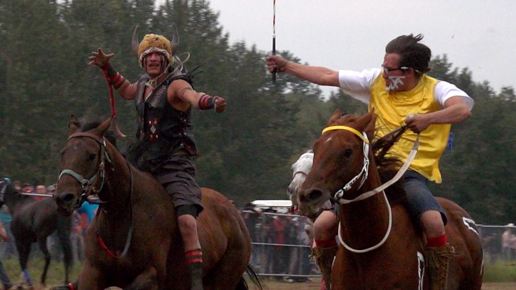 Indian Relay rallies Canada's First Nation communities - BBC News