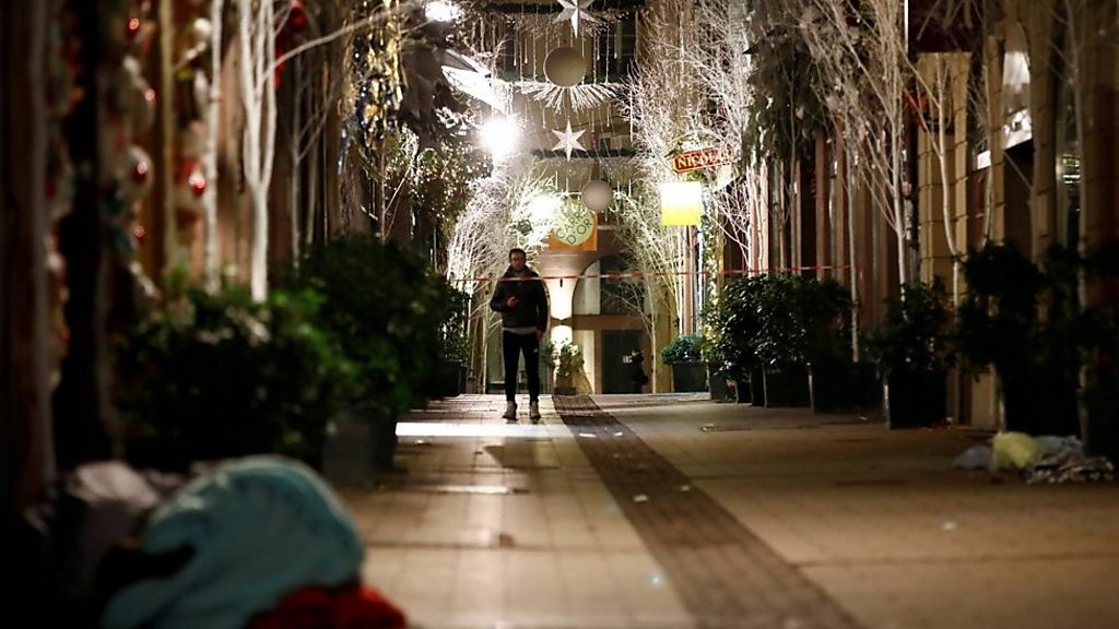 'I saw a person with two shots in the head'