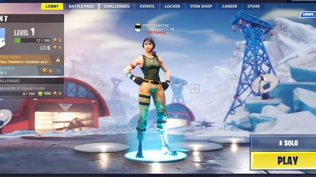 Fortnite crackers 'earning thousands' - BBC News