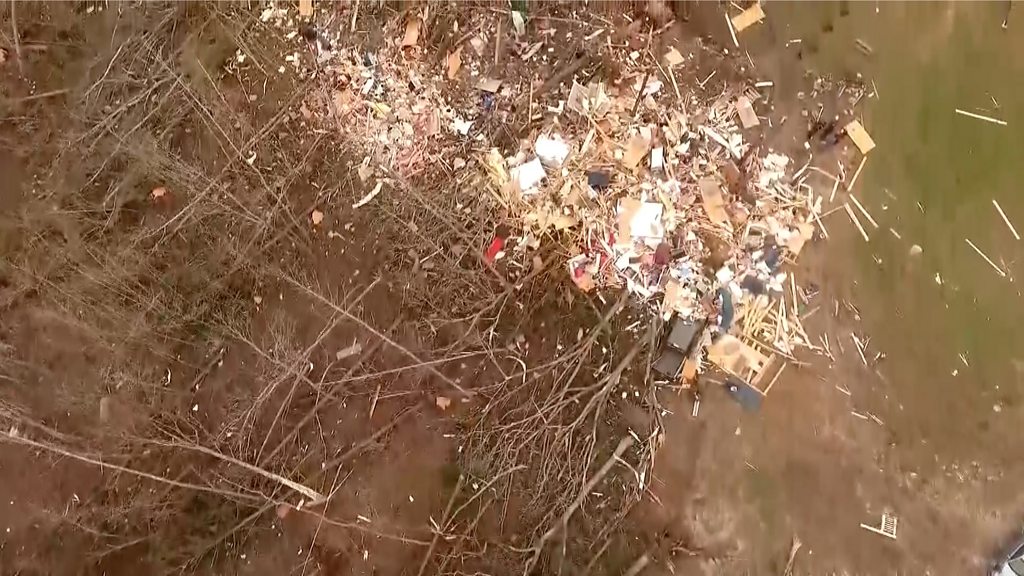 Aerials show tornado destruction in Alabama - BBC News