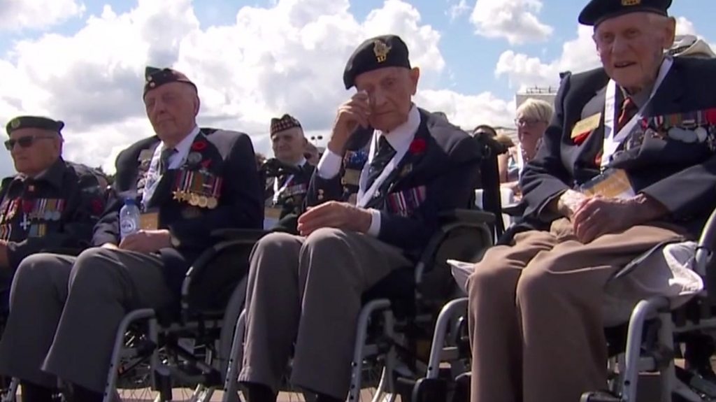 'We will remember them' - BBC News
