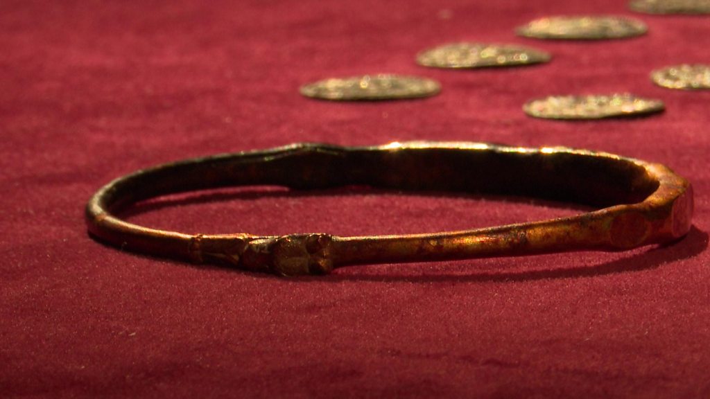 The stolen Viking treasure that could 'rewrite history'
