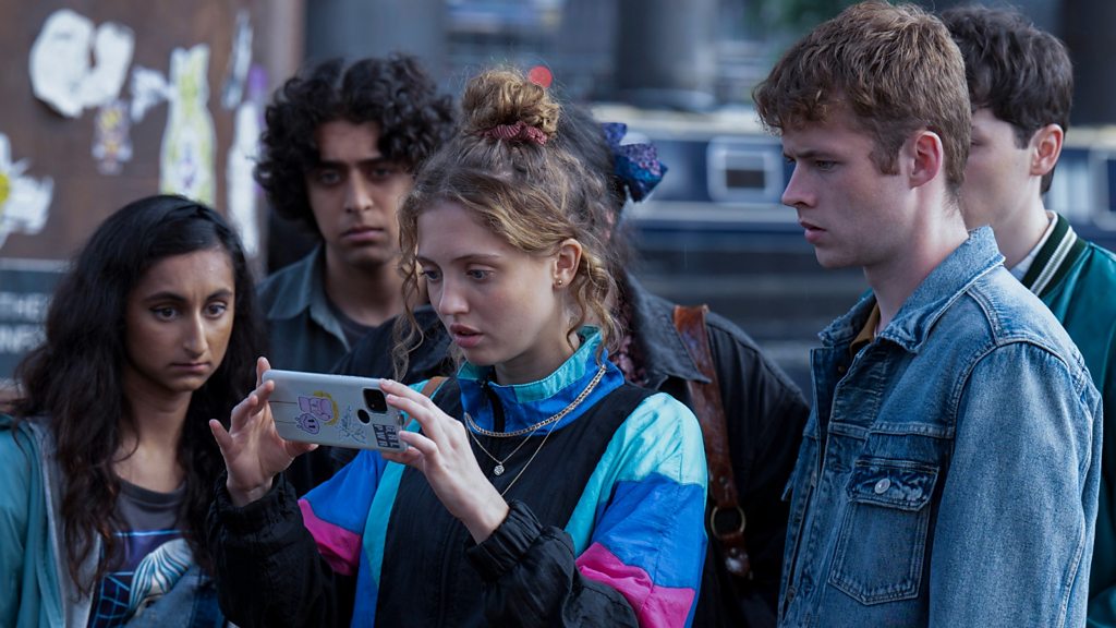 Red Rose: Ending explained - BBC Three