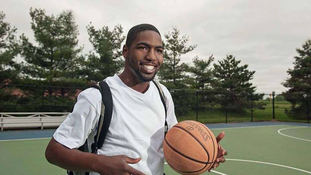 This man survived over a year with his heart in a backpack… - BBC Three