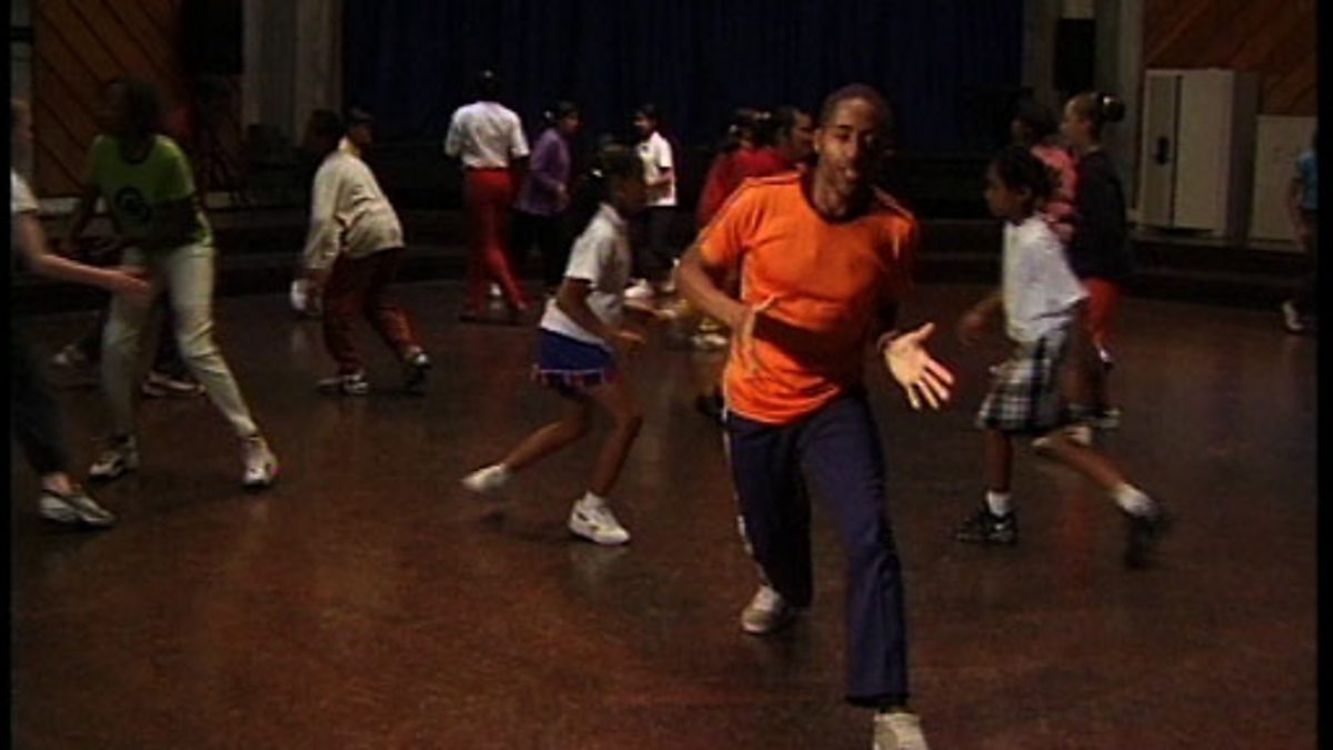 BBC Two - Sportsbank Special: Dance TV, The basics of Capoeira