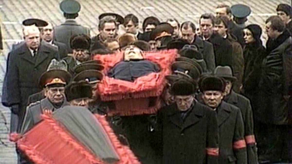 BBC Two - Curriculum Bites, The Fall of the USSR, Gorbachev's impact on ...