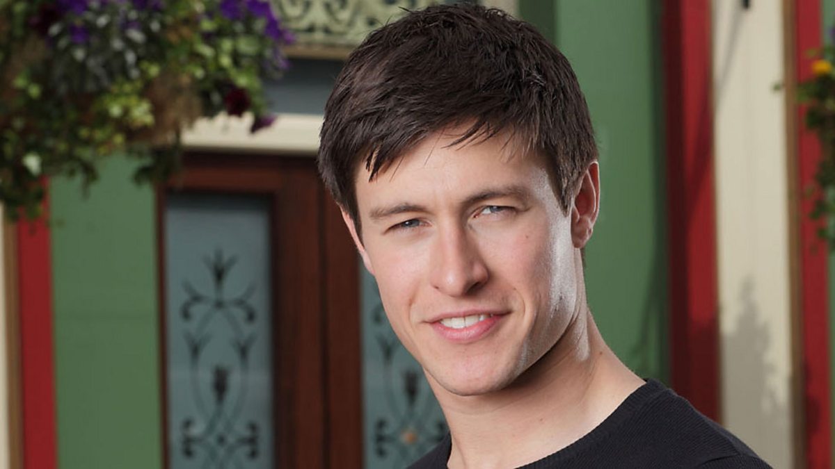 BBC One - EastEnders 2008 - 2012, 2012, 18/09/2012, Preview: Tuesday ...