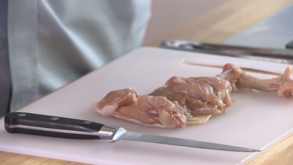 BBC - BBC Food, Techniques, How to bone a chicken thigh