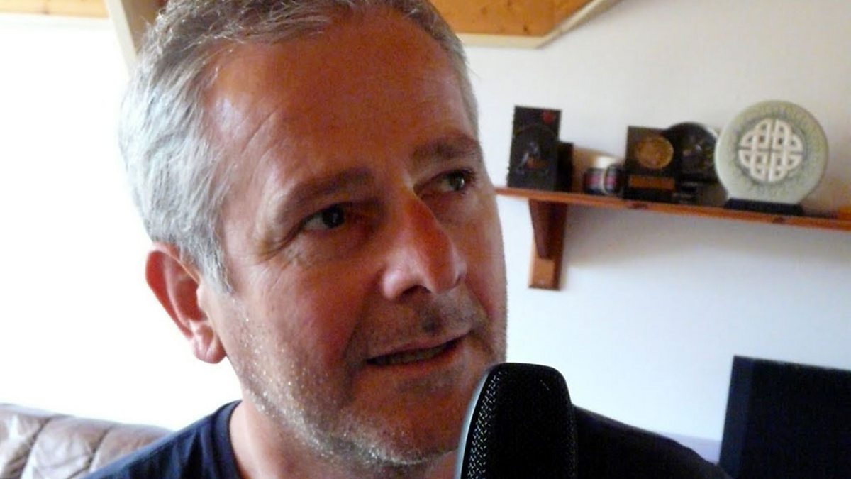 BBC Radio Cymru - C2, Huw Chiswell, 26/10/2012