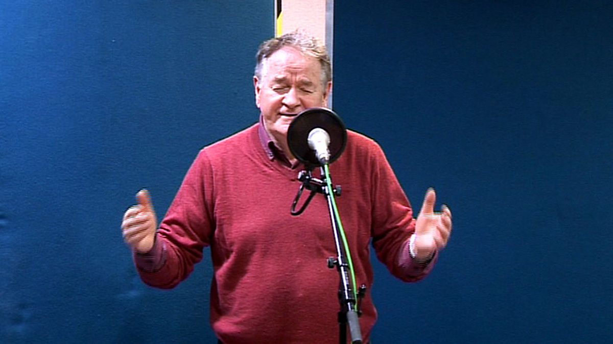 BBC Radio Cymru - Sesiwn Fach, Dafydd Iwan - 11/11/2012, Idris yn holi ...