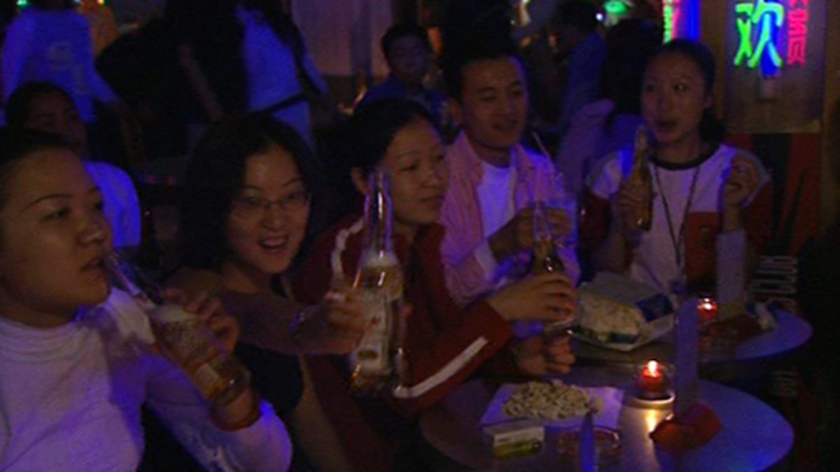 BBC Two - Real Chinese, Drinking and Socialising, New bars in Beijing