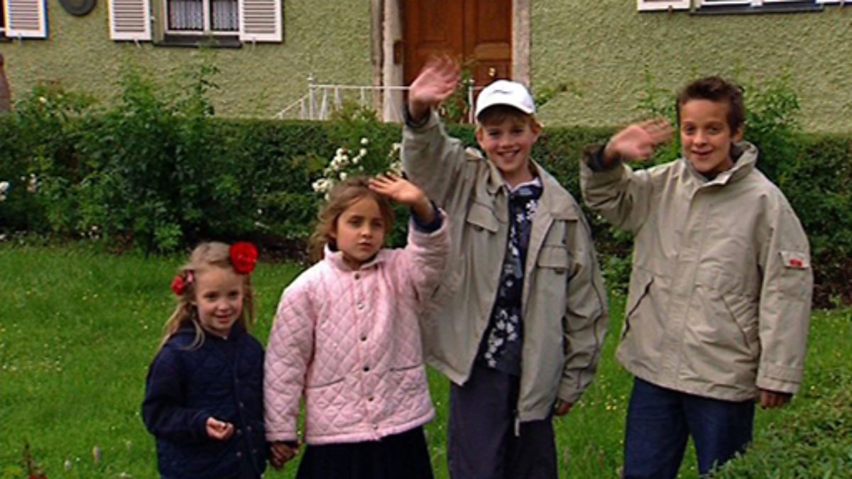 BBC Two - Talk German, Episode 1, Formal and informal greetings