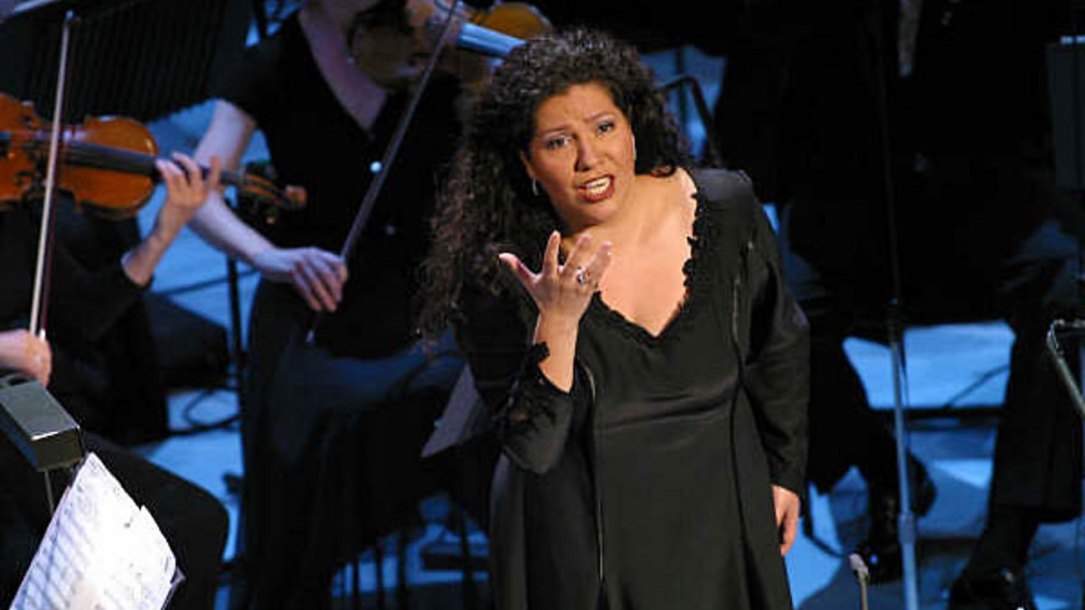 BBC - BBC Cardiff Singer of the World, 2003 - The Final - Chile: Angela ...