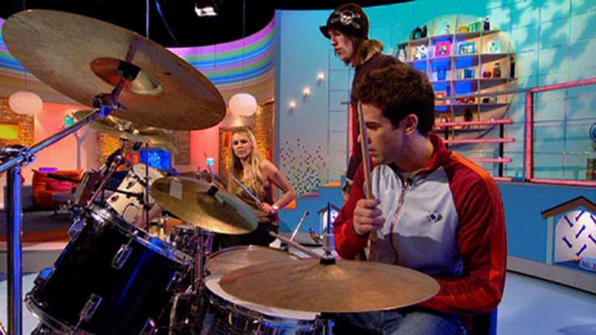 BBC Two - Bitesize Primary, Music, Simple rhythm on a drum kit