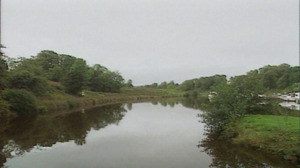 BBC Two - Primary Focus Geography - Canals, How has canal restoration ...