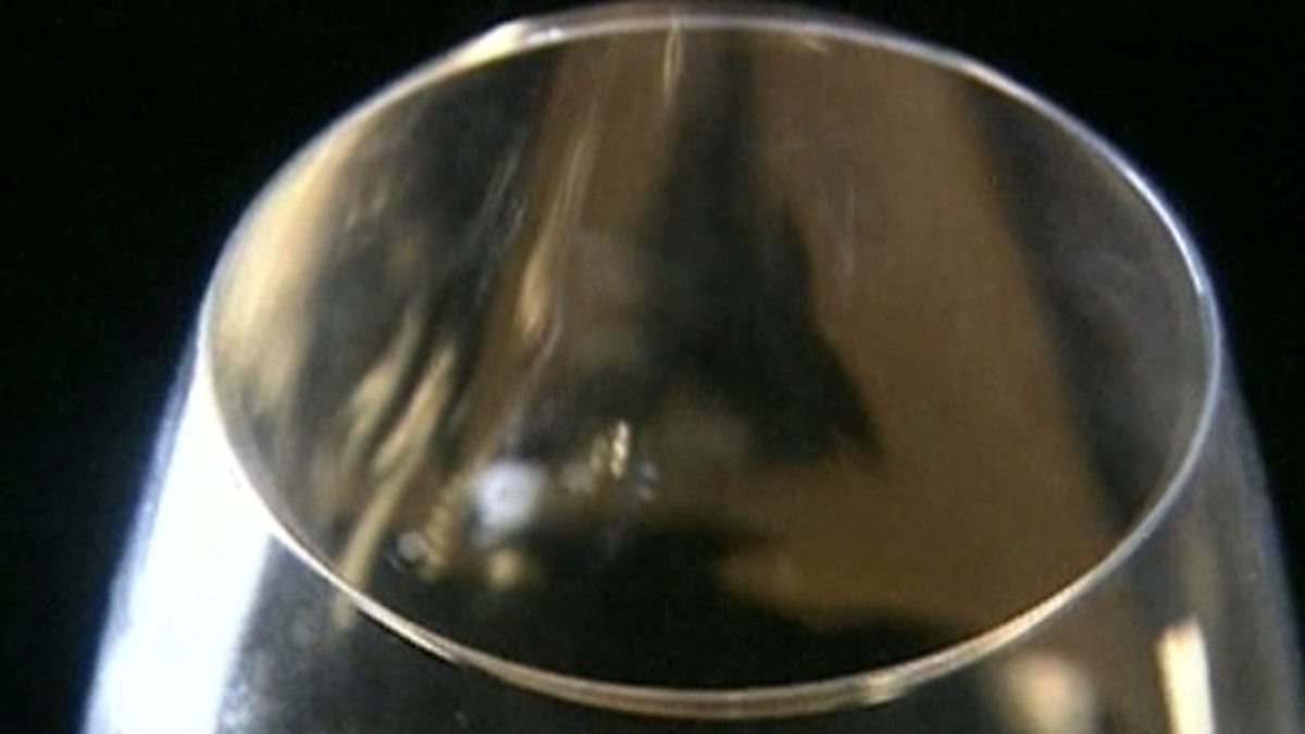 BBC Two - Science in Action, Light, Sound and Measurement, Can the ...