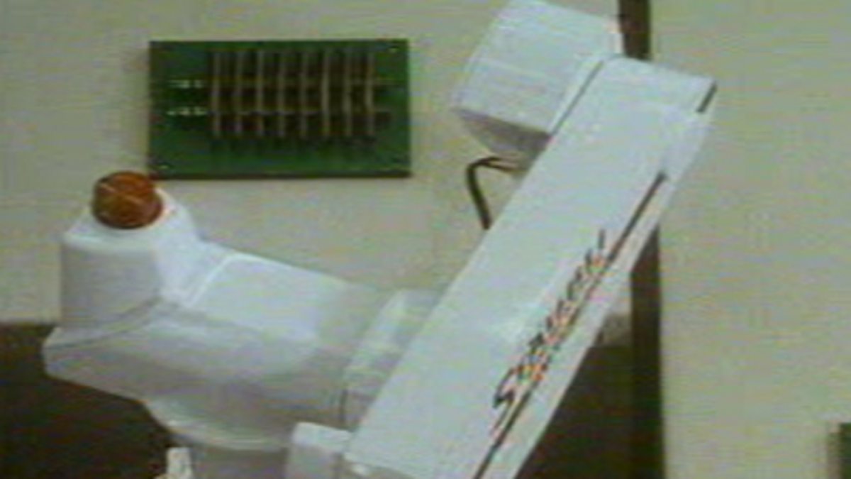 BBC Two - Bitesize: Computing Studies, Programming robots