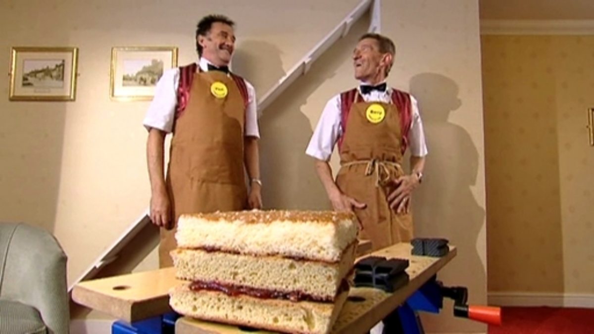 BBC Two - The Maths Channel, Year 4 - Decimals, Measurement of length