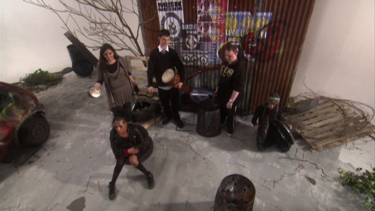BBC Two - Make a Musical, Exploring junk percussion