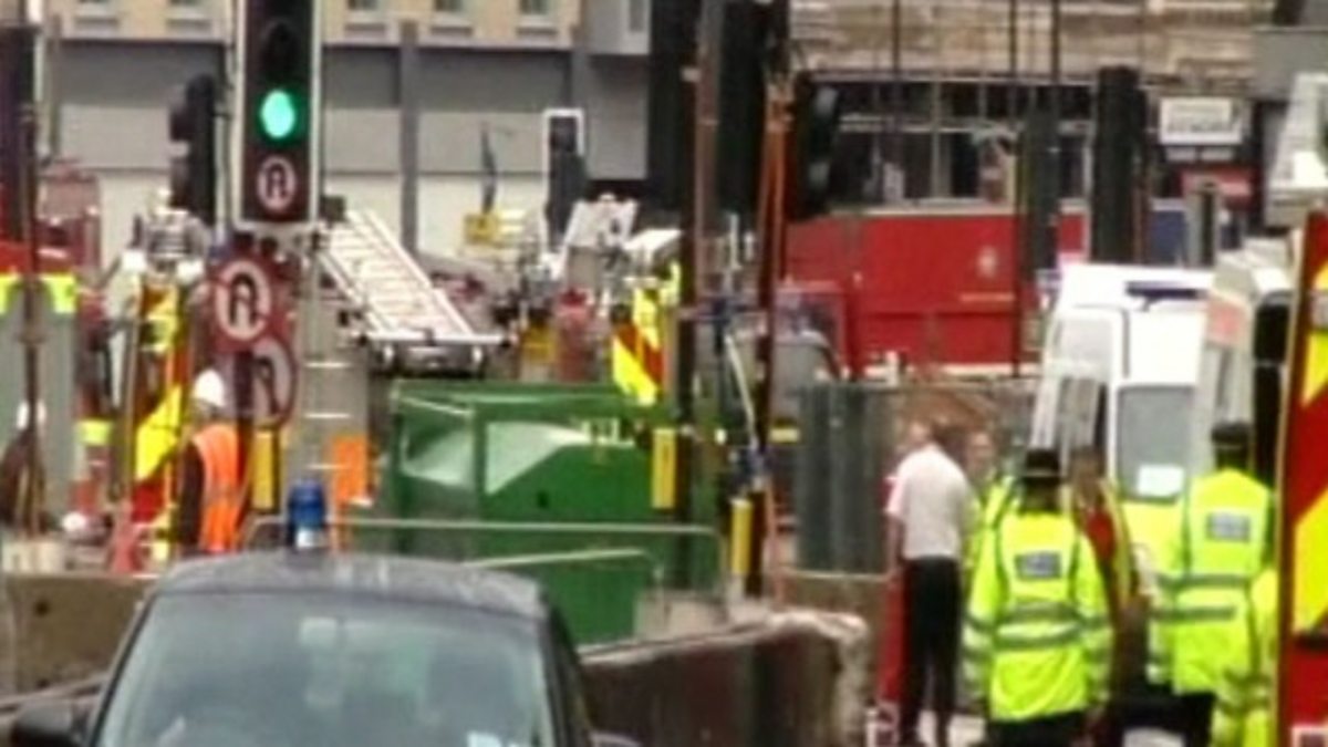 BBC One - BBC Wales Today, 07/07/2006, London bomb