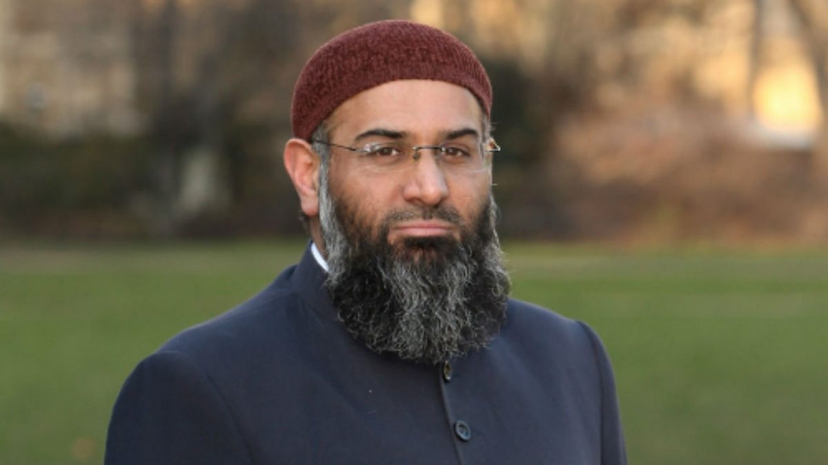 BBC Radio 5 Live - Weekend Breakfast, 17/02/2013, "They should claim ...