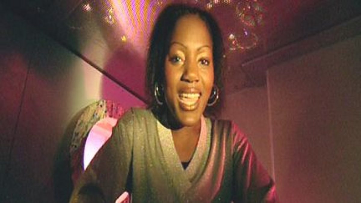 CBeebies - Boogie Beebies, Space Walking