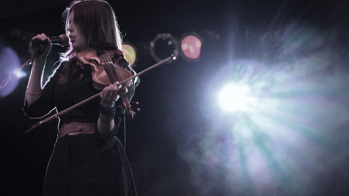 BBC Radio 3 - World on 3, Bella Hardy in Session, Listen to Bella Hardy ...