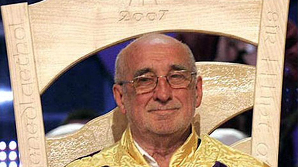 BBC Radio Cymru - Beti a'i Phobol, 21/07/2011 - T James Jones