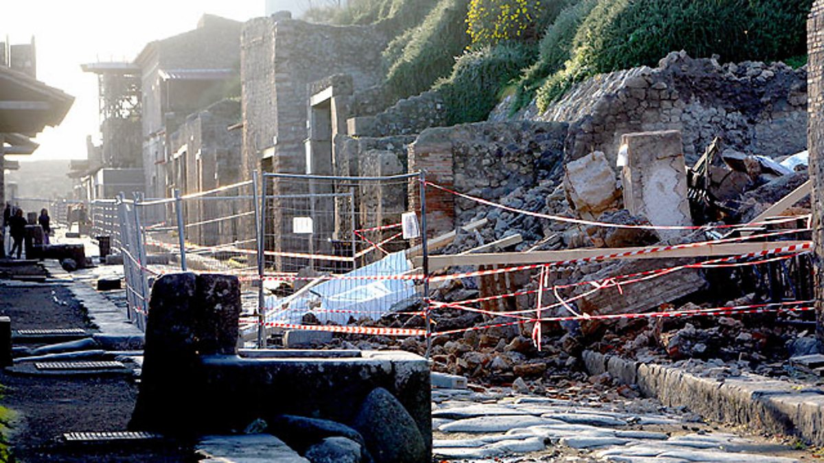 BBC News - Fast Track, 22/06/2013 GMT, Pompeii in peril