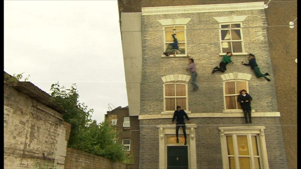 BBC One - Breakfast, 25/06/2013, Welcome to the house that defies gravity