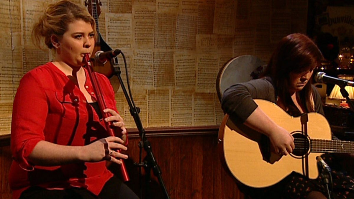 BBC ALBA - Gun Sgot?, Series 1, Episode 9, Caitlin NicNèill & Alana ...