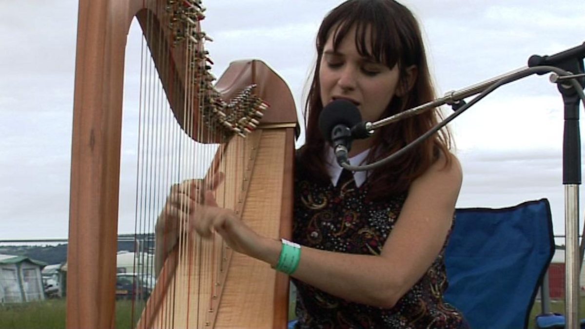 BBC Radio Wales - Louise Elliott, 06/08/2013, Georgia Ruth live from ...