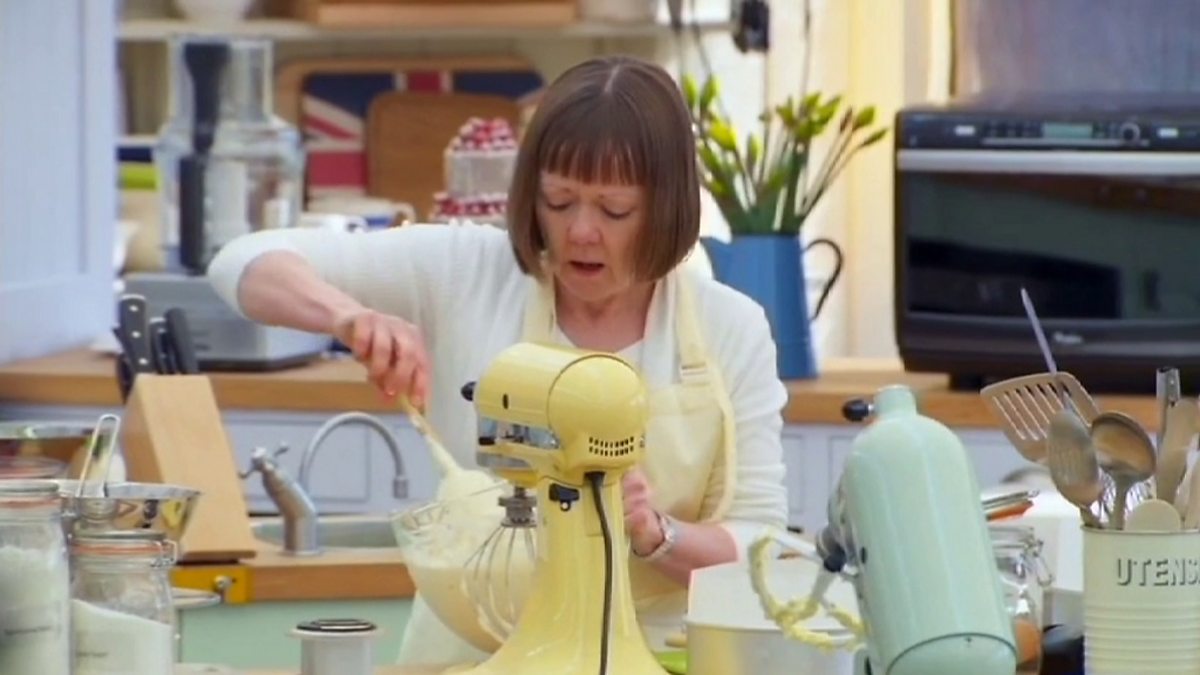 BBC One - The Great British Bake Off, Series 4, Cake, A simple task to set?
