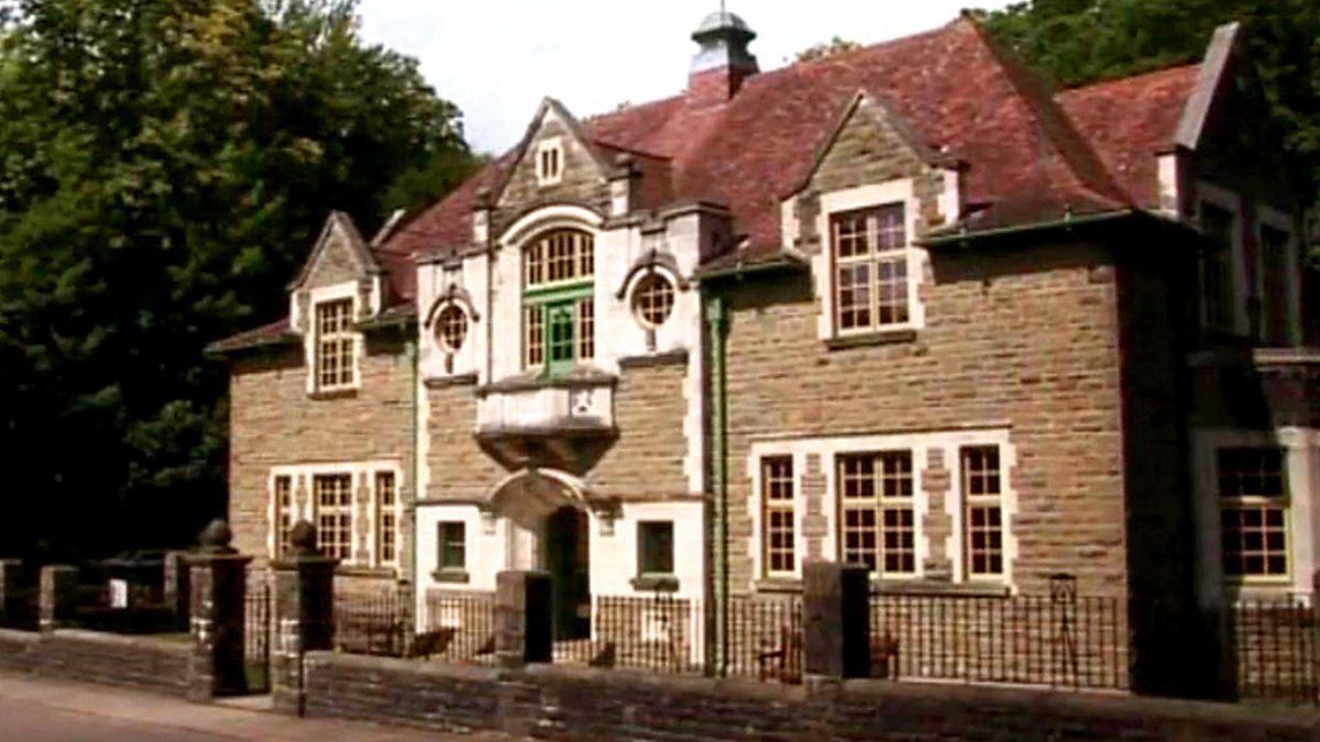 BBC Two - The 'Stute