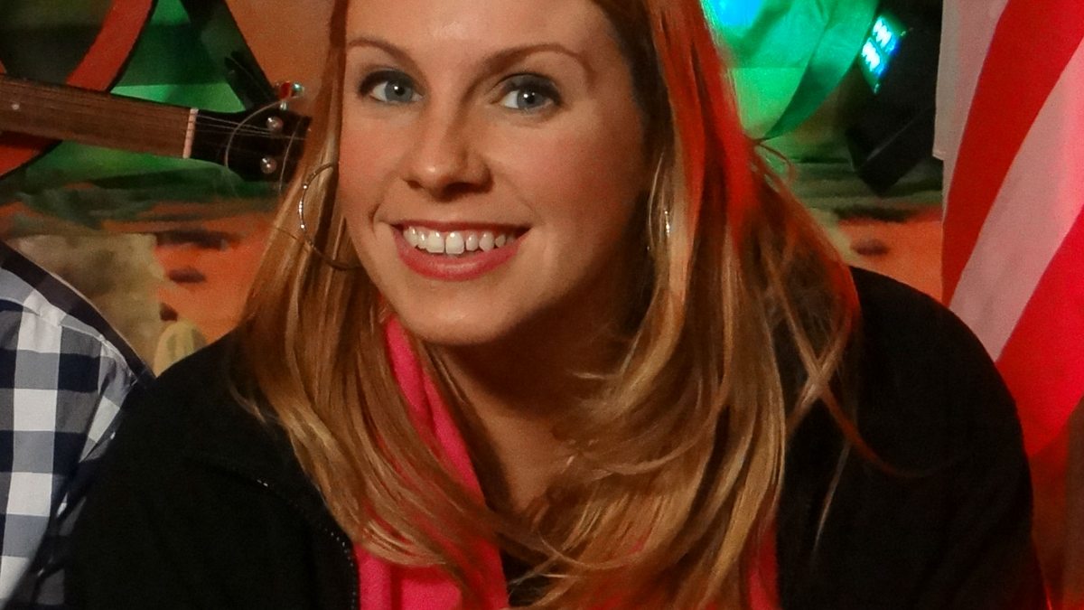 BBC ALBA - Ceol Country - Evelyn Coull