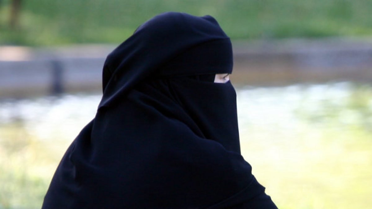 BBC Local Radio - Manny Masih, The niqab debate