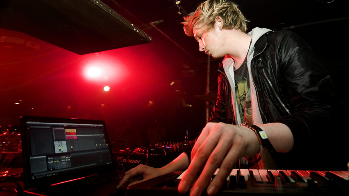 BBC Radio 1 - BBC Introducing in Wales with Bethan Elfyn, United ...