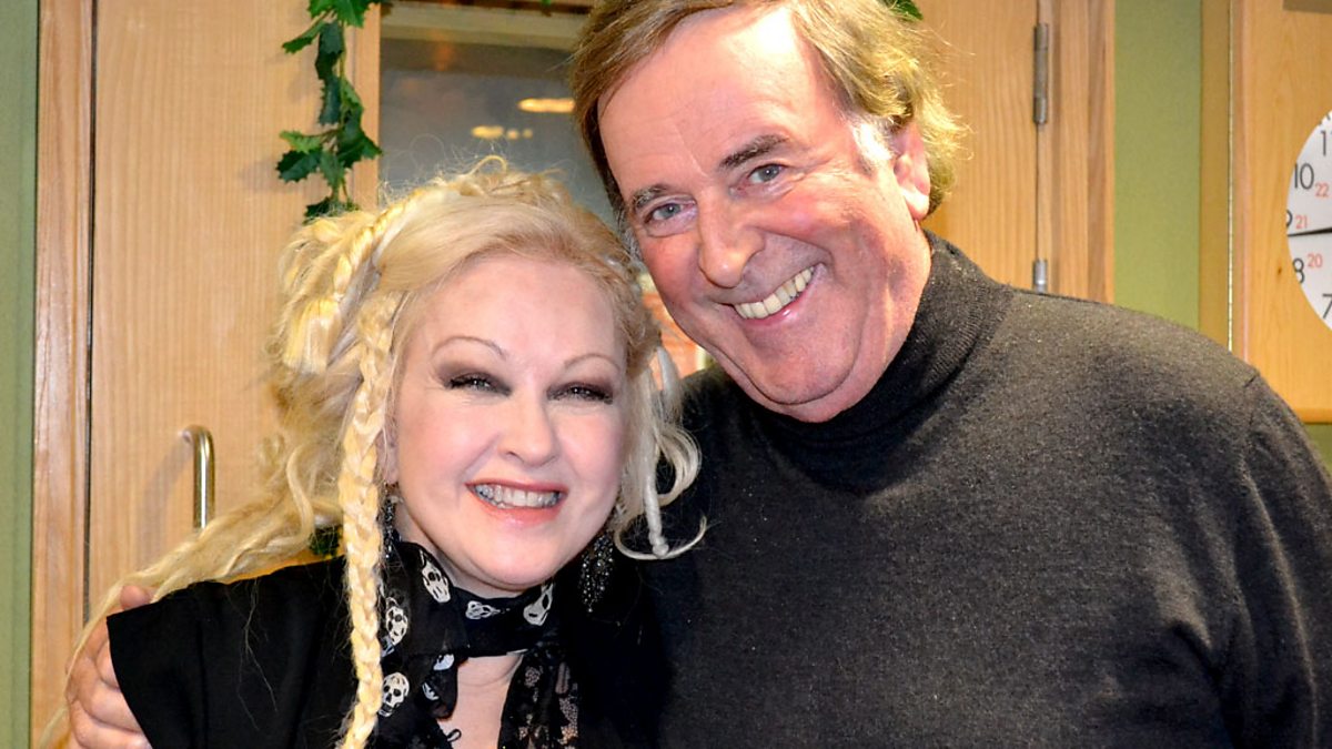 BBC Radio 2 - Weekend Wogan, 11/12/2011 - Clips