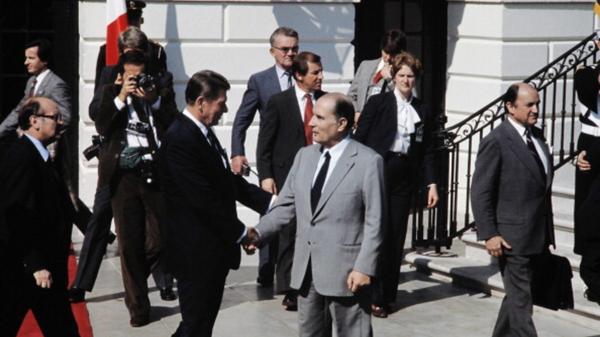 BBC World Service - Witness History, The Farewell dossier