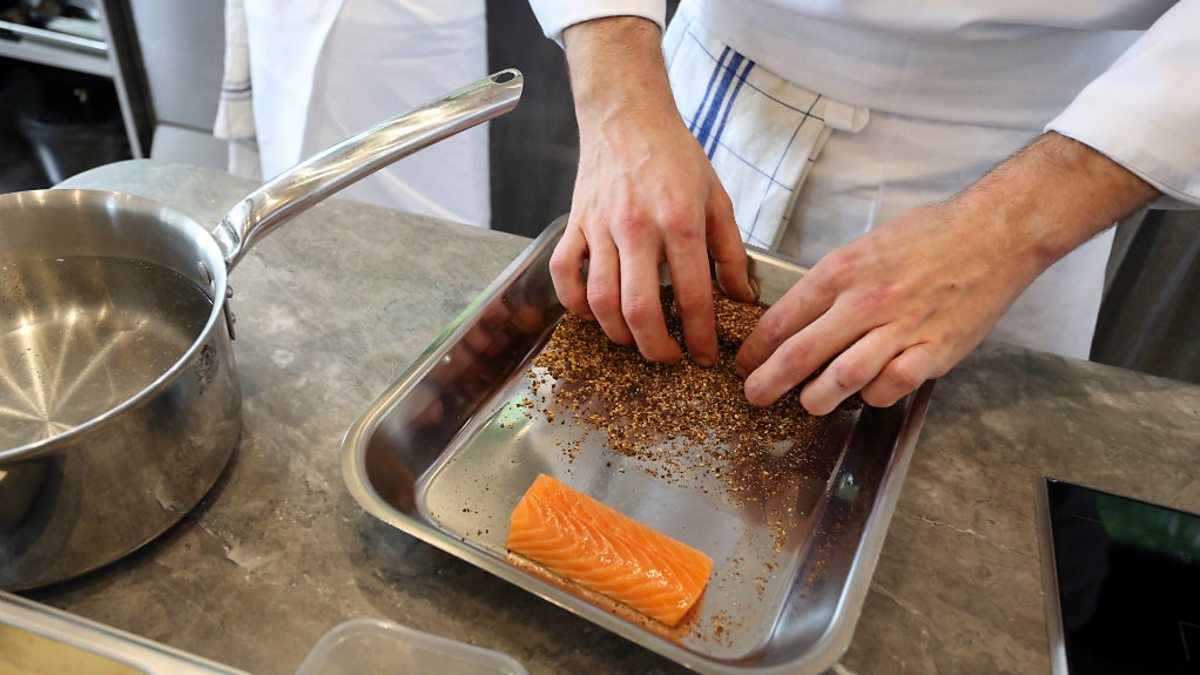 BBC Radio Stoke - Perry Spiller, 24/10/2013, Richard Cullen: Young ...