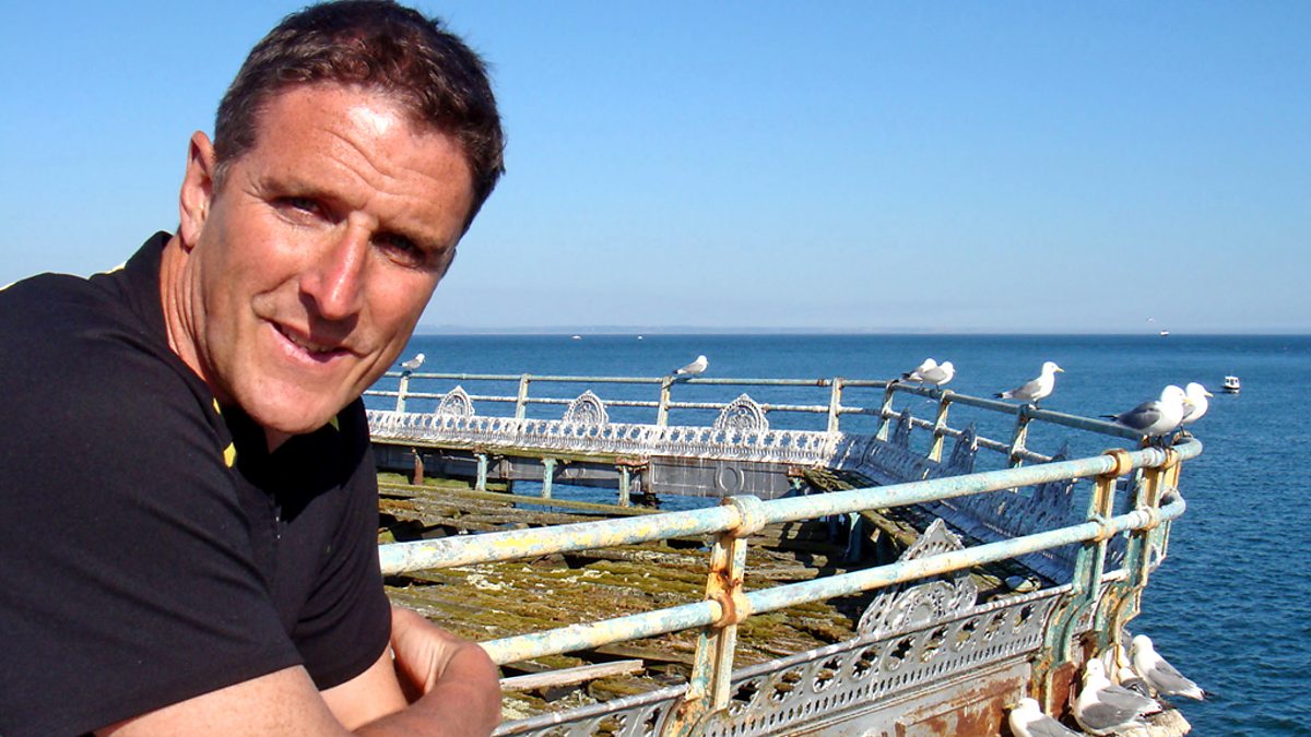 BBC One - Iolo's Secret Life of Birds