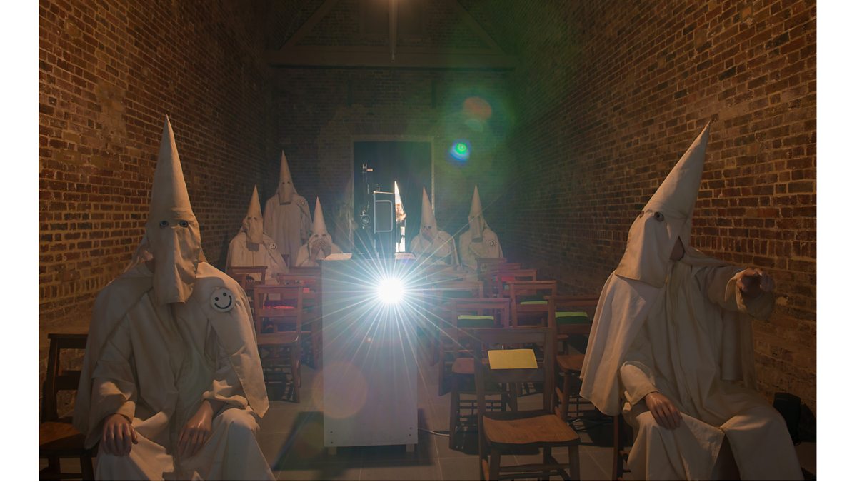 BBC Radio 4 - Front Row, Coronation Street set; Chapman brothers; Jeune ...