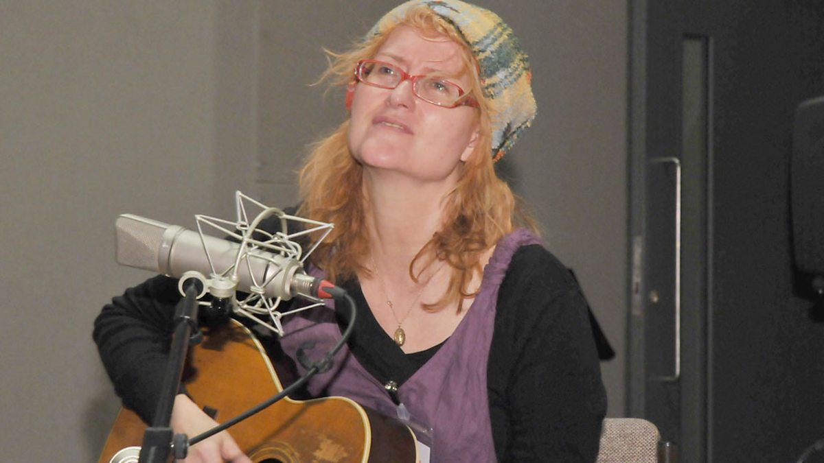 BBC Radio Scotland - The Janice Forsyth Show, 02/12/2013, Eddi Reader ...